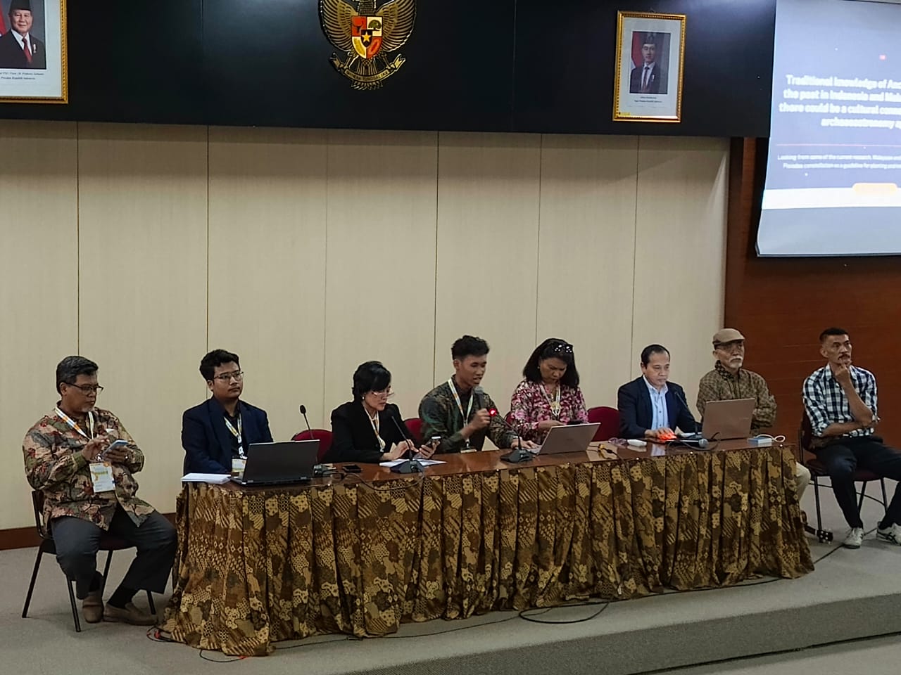 Meeting - Sultan Hadi Kusuma